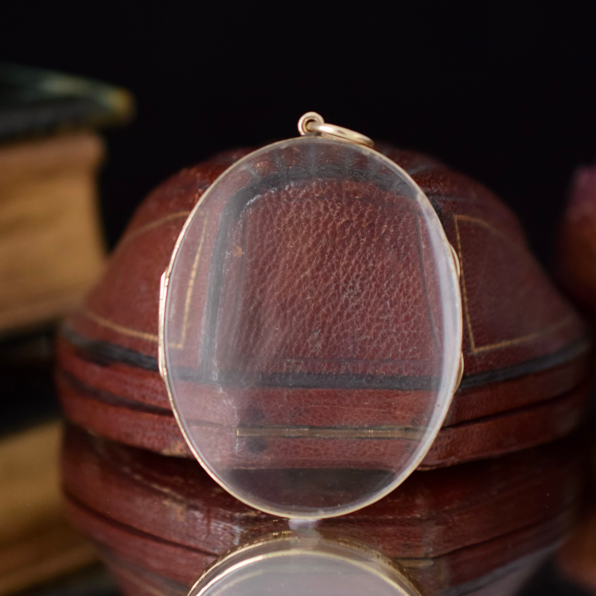 Antique 9ct Yellow Gold Memorial Locket For ‘George Lockhart Ross’ 181
